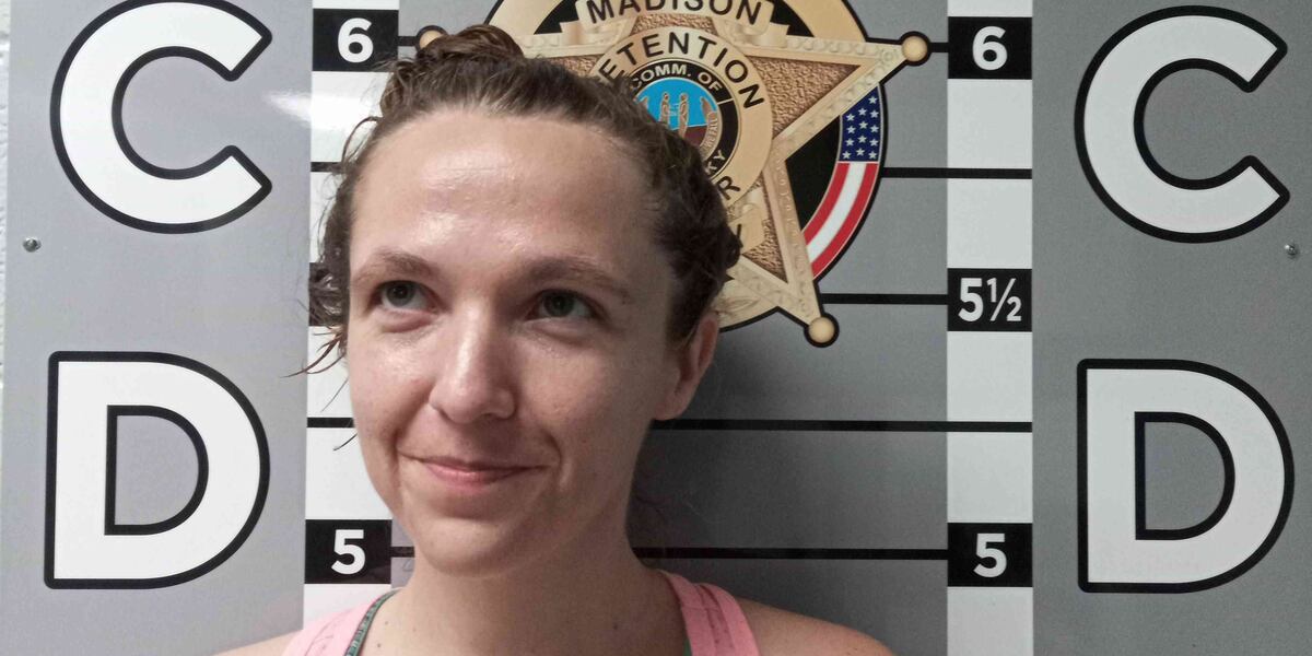 Mother forced daughter to stay in dog cage for days, police say Mother forced daughter to stay in dog cage for days, police say